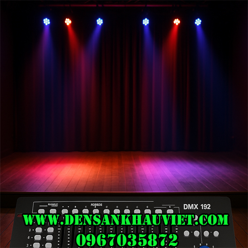 2 loại bàn điều khiển ánh sáng hay dùng cho sân khấu nhỏ nhất